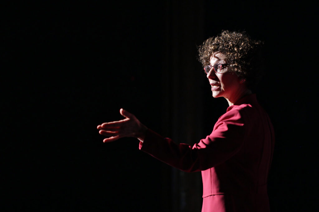 diane-speaking-bg - Diane Ripstein